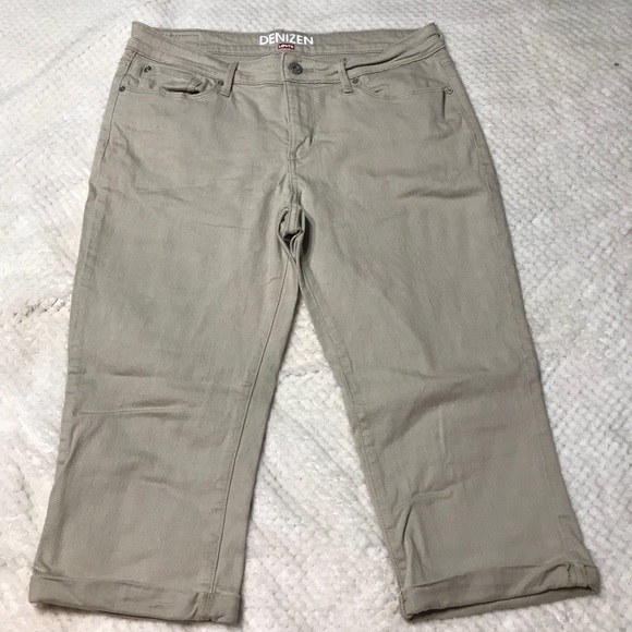 Levi's | Pants & Jumpsuits | Womens Tan Levis Capri | Poshmark